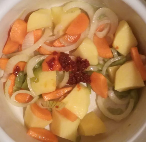 Mancare de cartofi cu vanata coapta - Mancaruri Cu Gust